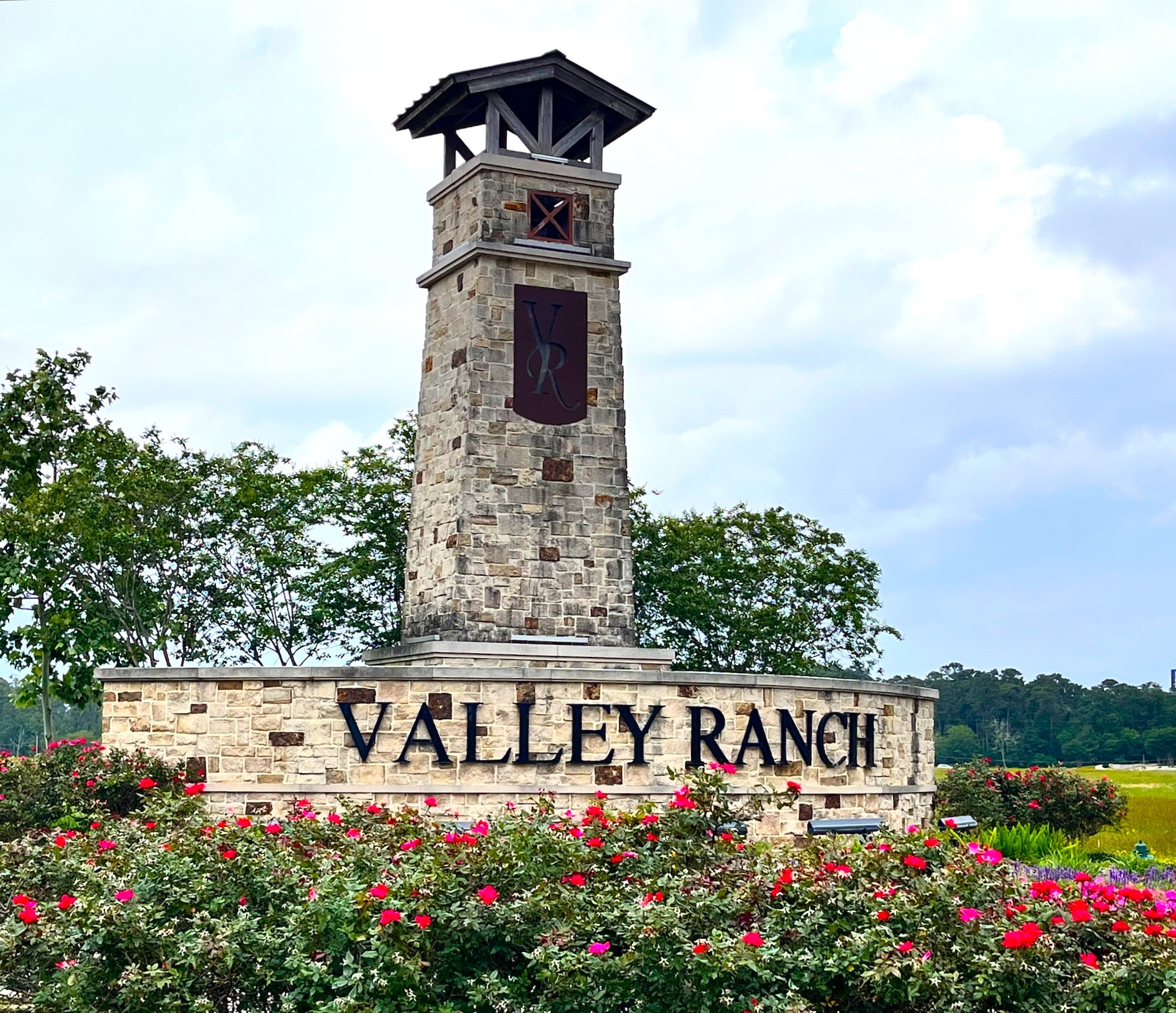 Valley Ranch Homeowners Association | Crest Management